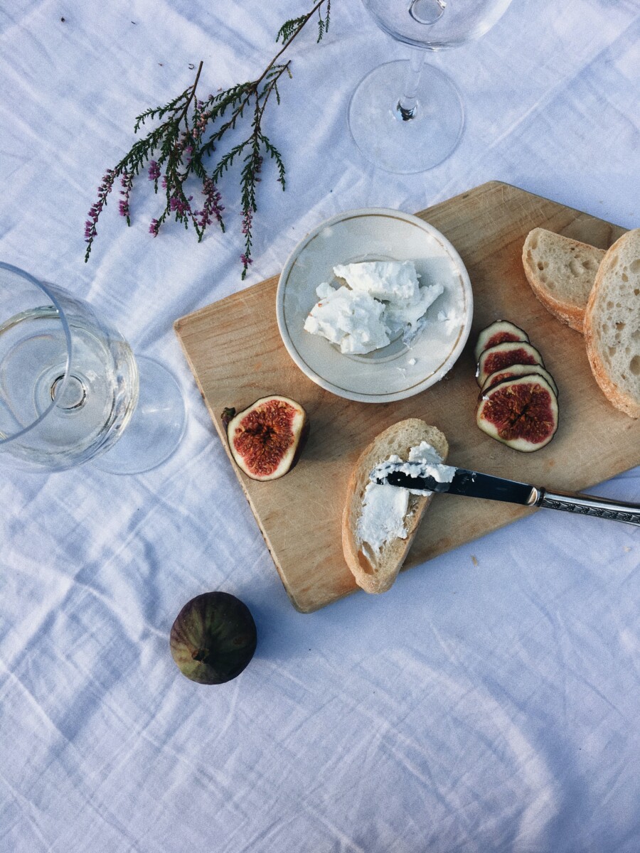 Foods To Eat And Avoid For Your Health Lavender And Lovage foods-to-eat-and-avoid-for-your-health-lavender-and-lovage